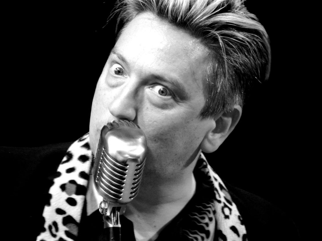 Peter Gill – Pianist / Vocalist / Actor