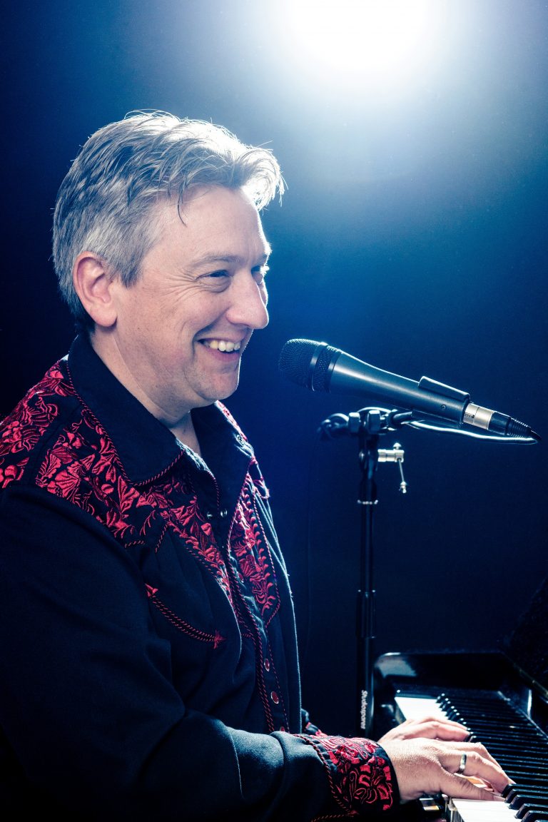 Peter Gill & The Good Time Charlies Present a Swinging & Rockin ...